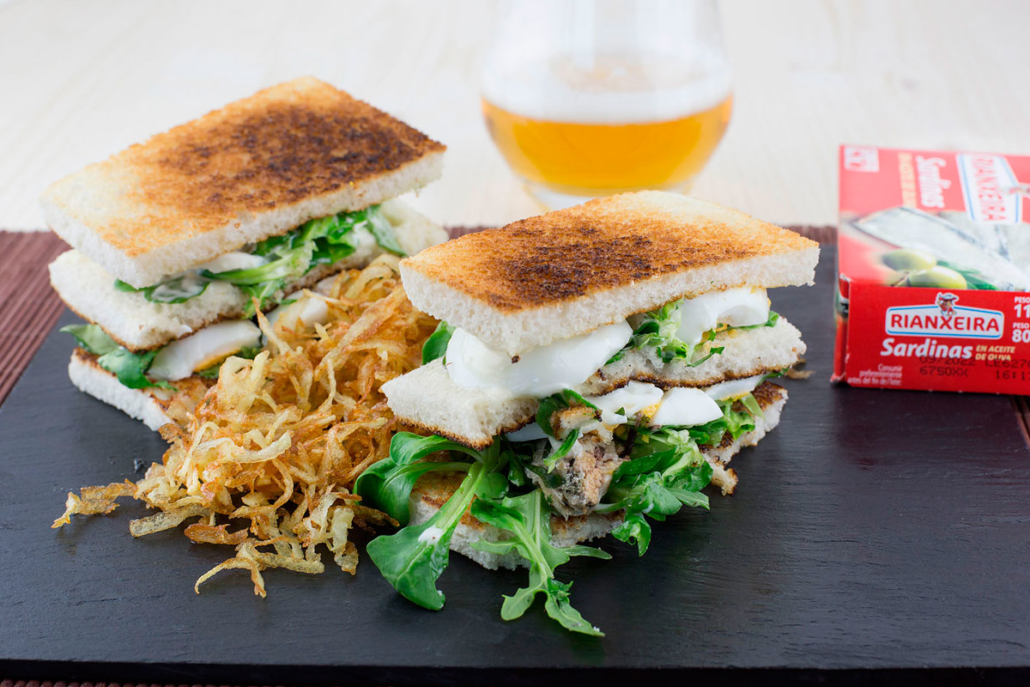 Rianxeira - Sándwich de Sardinas, Rúcula y Huevo